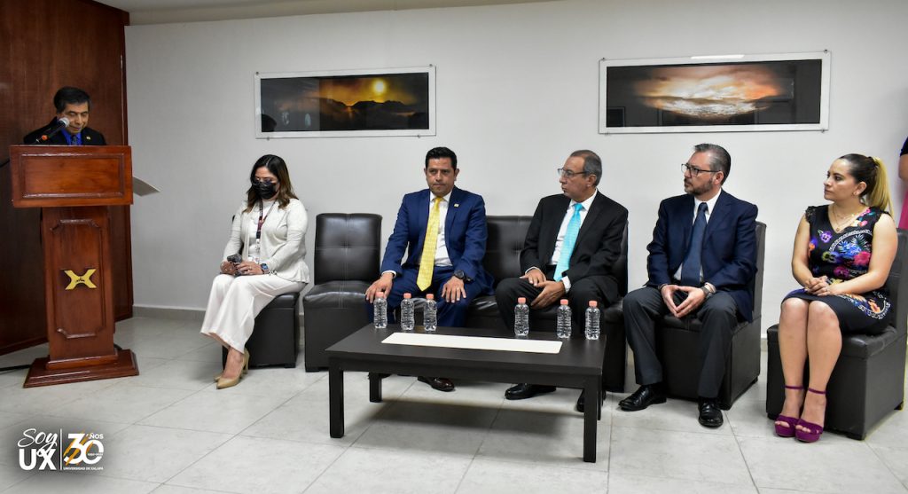 La Universidad de Xalapa inauguró el aula ANFECA UX, primera en una institución privada del ...