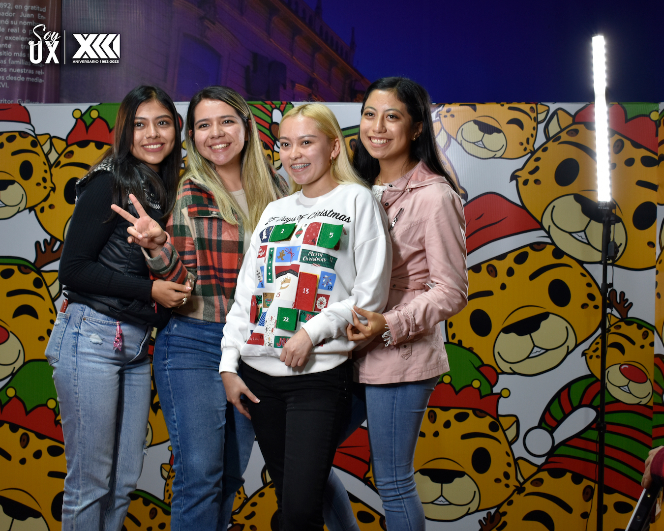 La Universidad de Xalapa se llena de espíritu navideño con la tradicional Posada con Causa UX ...