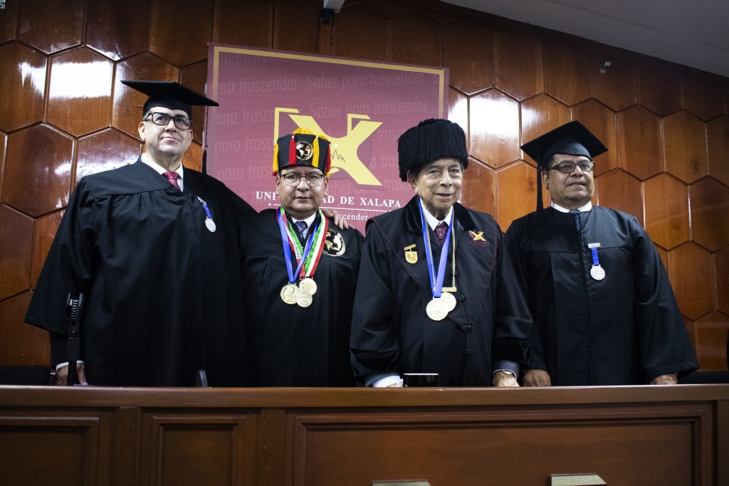 Claustro Doctoral Internacional otorga Honoris Causa al Rector de la Universidad de Xalapa ...