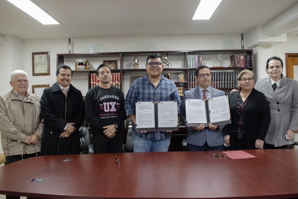 La Universidad de Xalapa y el H. Ayuntamiento de Amatlán de los Reyes firman convenio de ...